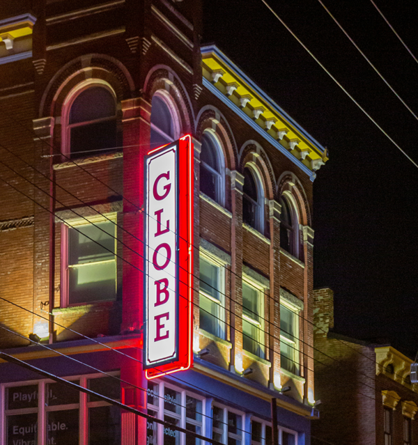 Color-Changing Commercial Landscape Lighting - LUX Landscape Lighting